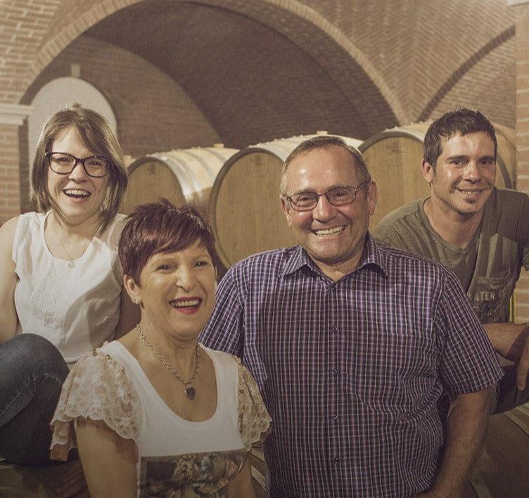 Last Bubbles | The First & Only 100% Sparkling Daily Wine Deal