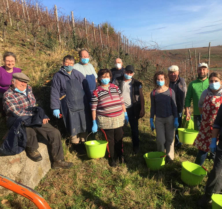 Last Bubbles | The First & Only 100% Sparkling Daily Wine Deal